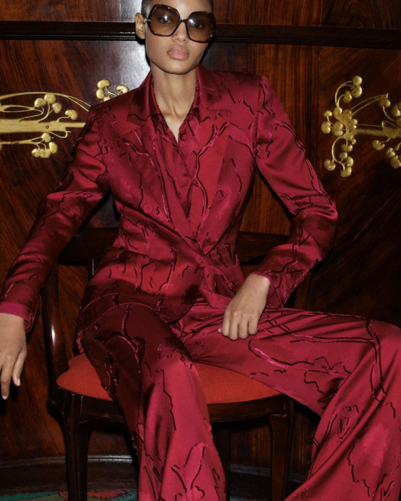 Lipstick Lover no. 908 - gedurfd en stralend rood | LAB