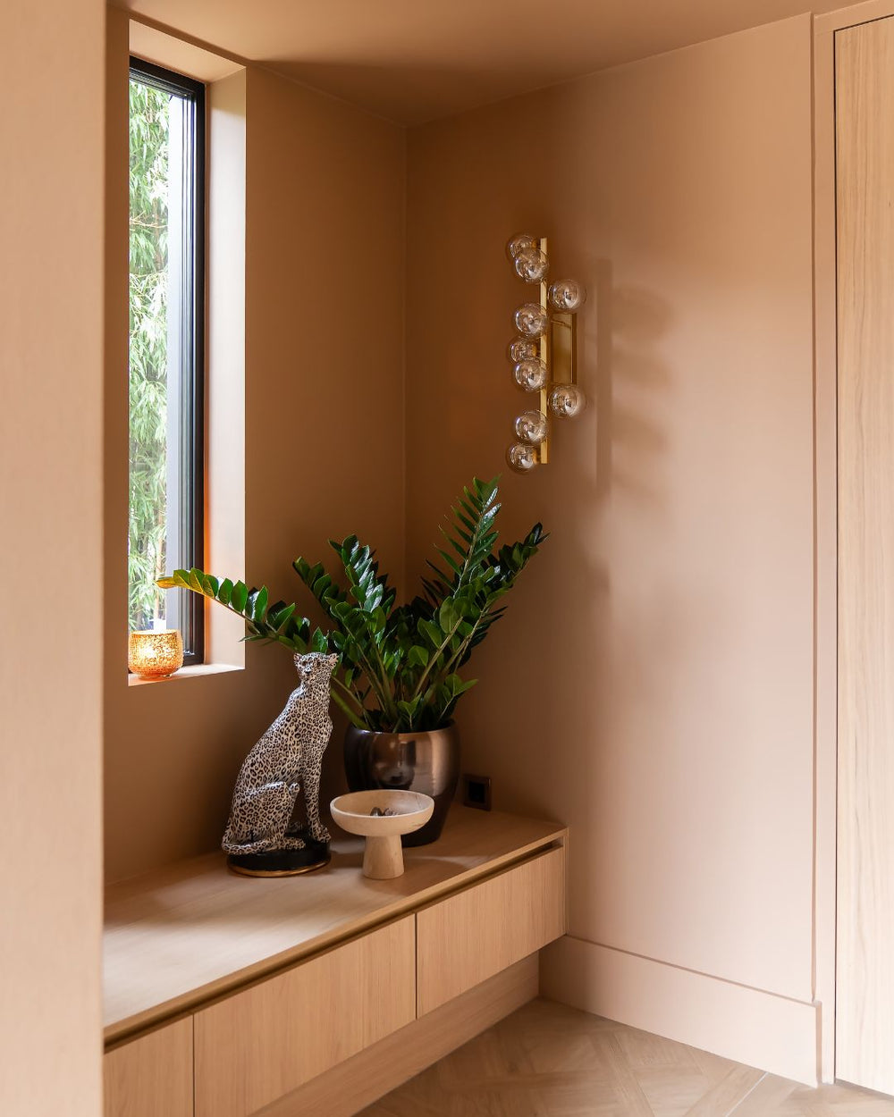 LAB COLOUR THE WORLD | Paint, wallpaper & more